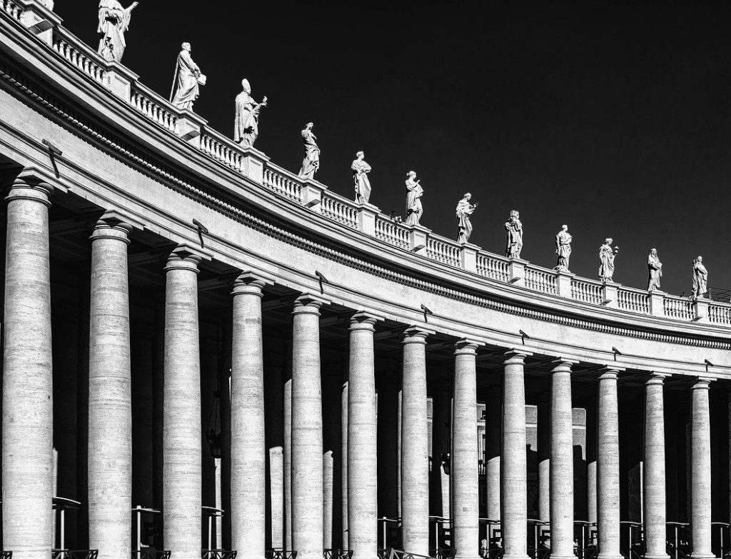 Les colonnes en marbre – La déco baroque de chateau